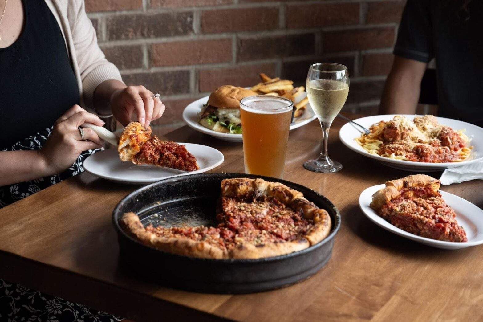 Pizza vs. Pasta: The Italian Food Showdown | Green Mill Restaurant & Bar