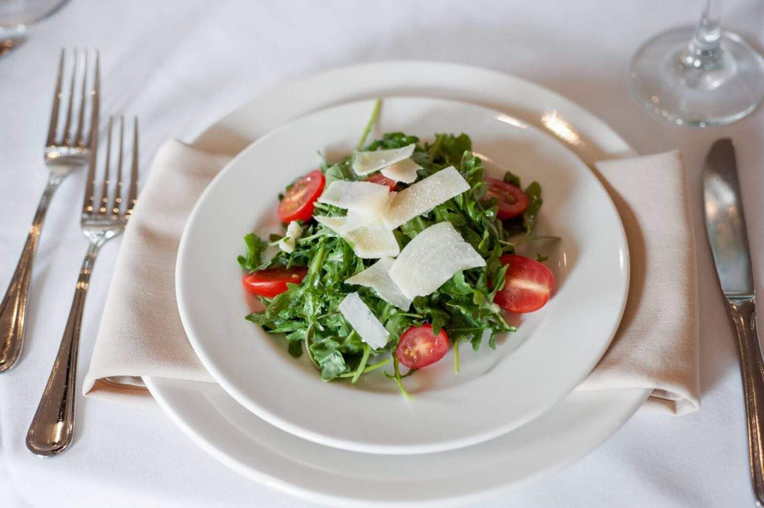Expert Catering Tips for Corporate Events | Green Mill Restaurant & Bar